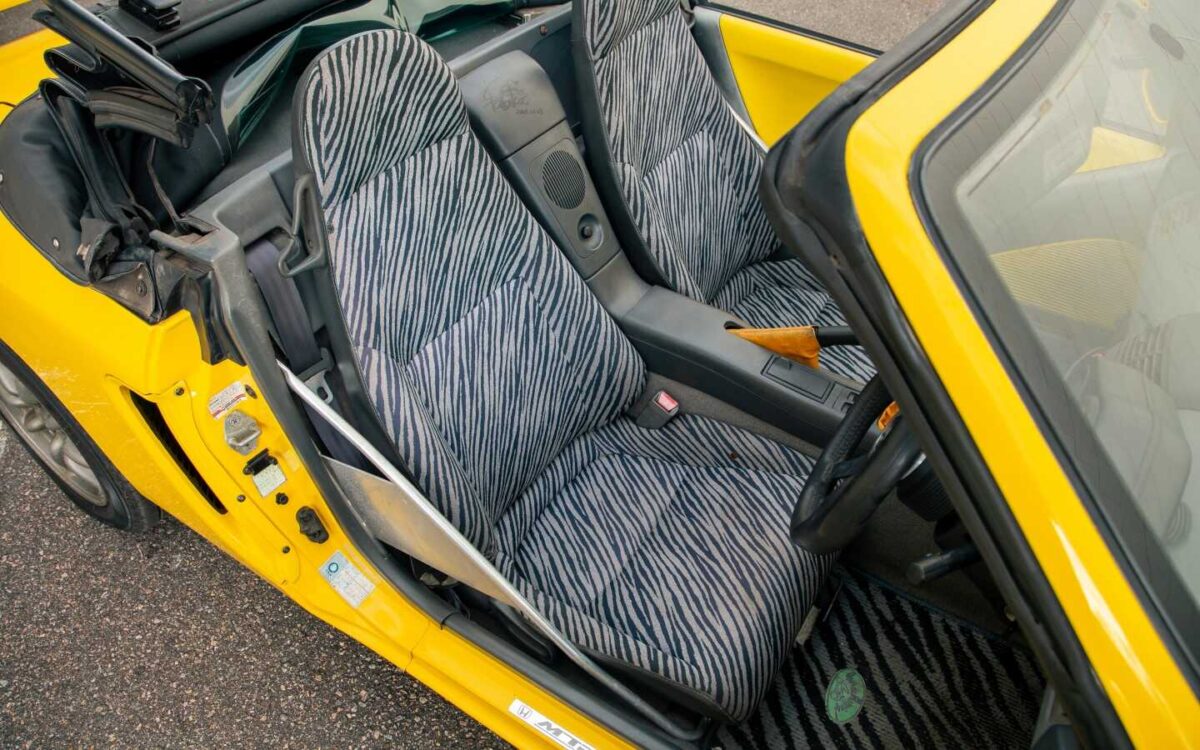 1992 Honda Beat JDM Kei Car With Light Modifications.