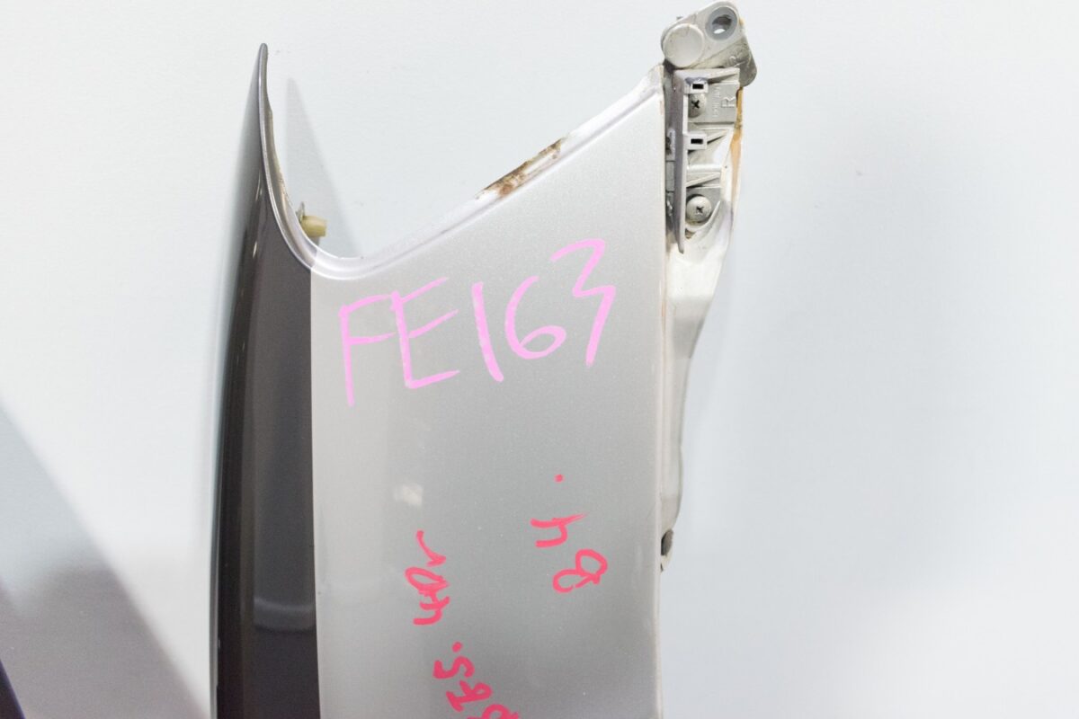JDM 00-04 BE5 Sedan Subaru Legacy Front Clip with Aftermarket Bumper ...