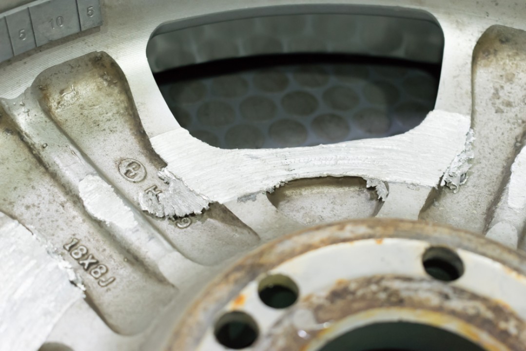 Set of Staggered JDM Hyperion Hyper Dish 2 Wheels in 18x8.0 45 Offset ...