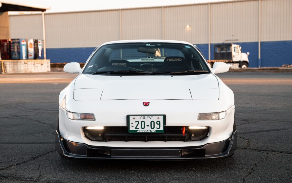 Toyota MR2 GT Turbo1997 Toyota MR2 GT Turbo with modes.