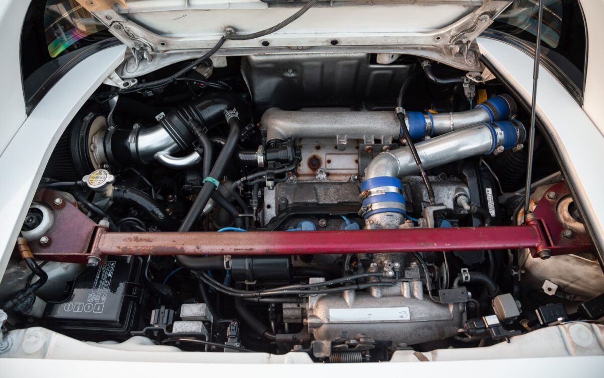 Toyota MR2 GT Turbo1997 Toyota MR2 GT Turbo with modes.