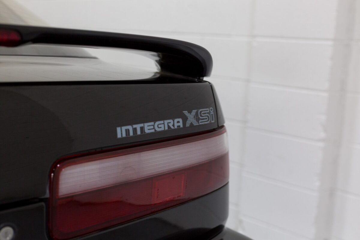 Legally Imported 1989 Honda Integra XSi DA6 With B16A Engine For Sale ...