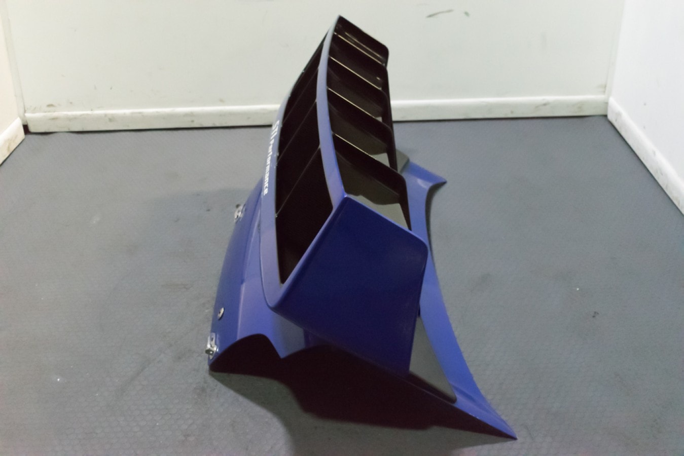 Genuine L'aunsport Carbon WRC Style wing and STi Spec C Aluminum Trunk ...