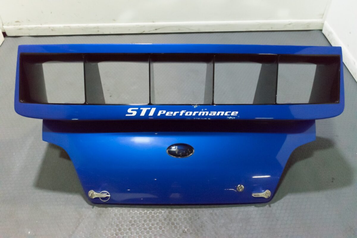 Genuine L'aunsport Carbon WRC Style wing and STi Spec C Aluminum Trunk ...