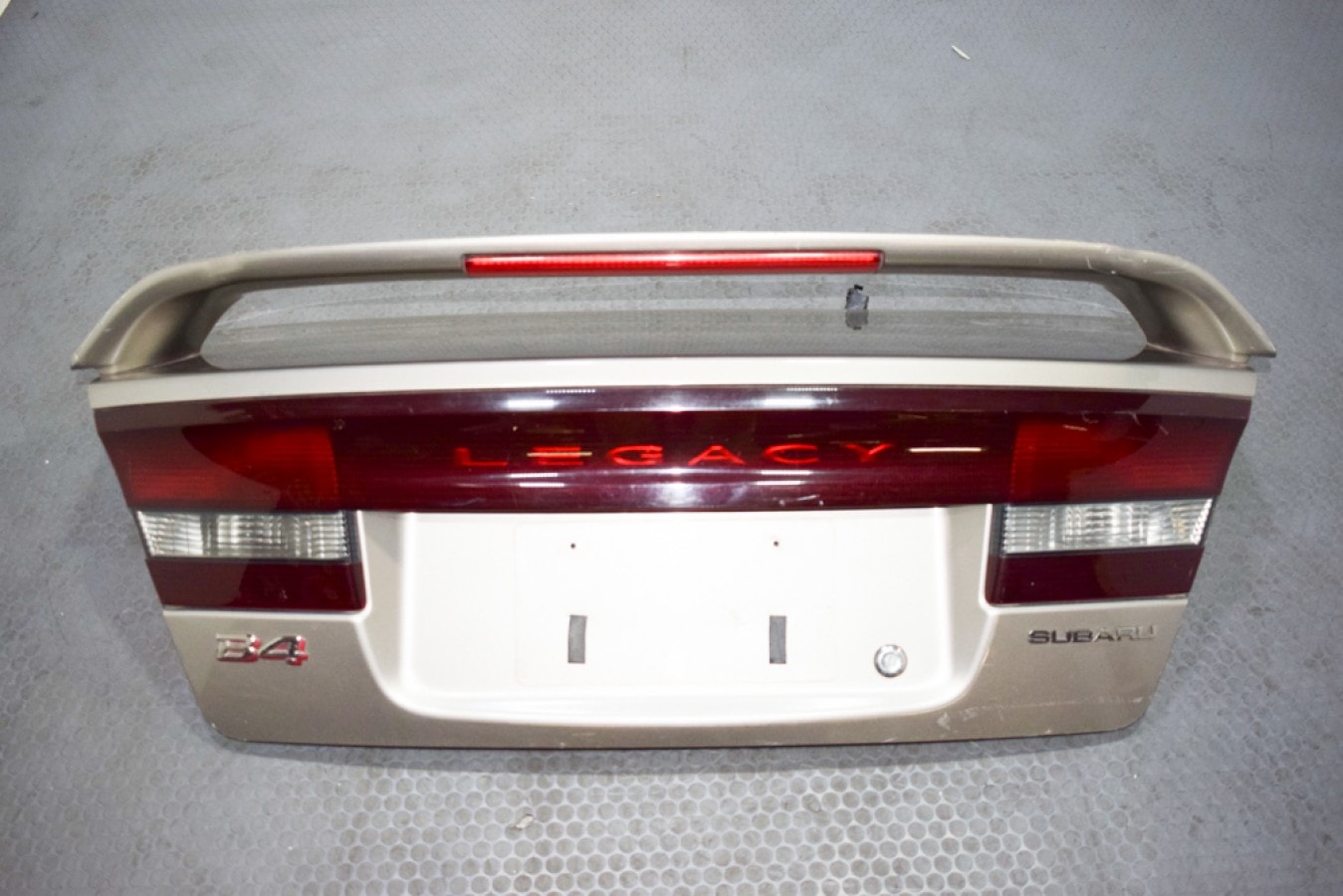 Used Clean JDM 00-04 Subaru Legacy Trunk in silver finish for sale. | J ...