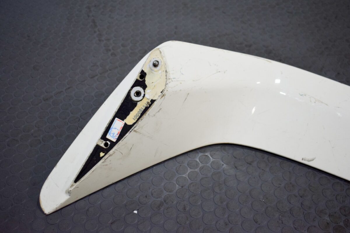 Clean JDM 94-01 Honda Integra DC2 Type R OEM Spoiler in a white finish ...