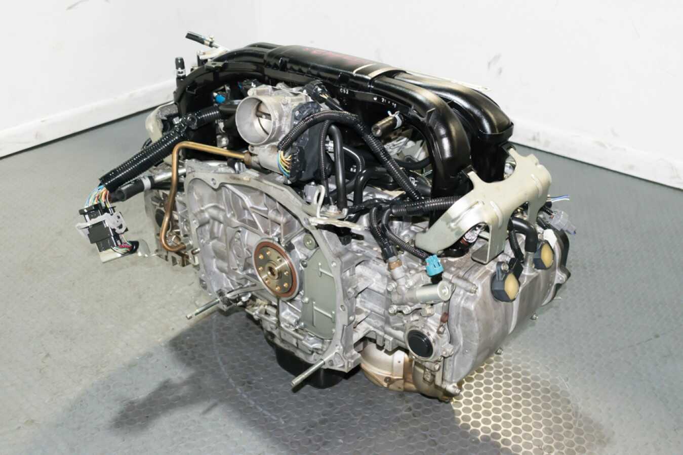 A Clean Used Subaru Forester Legacy Outback Replacement Long Block ...