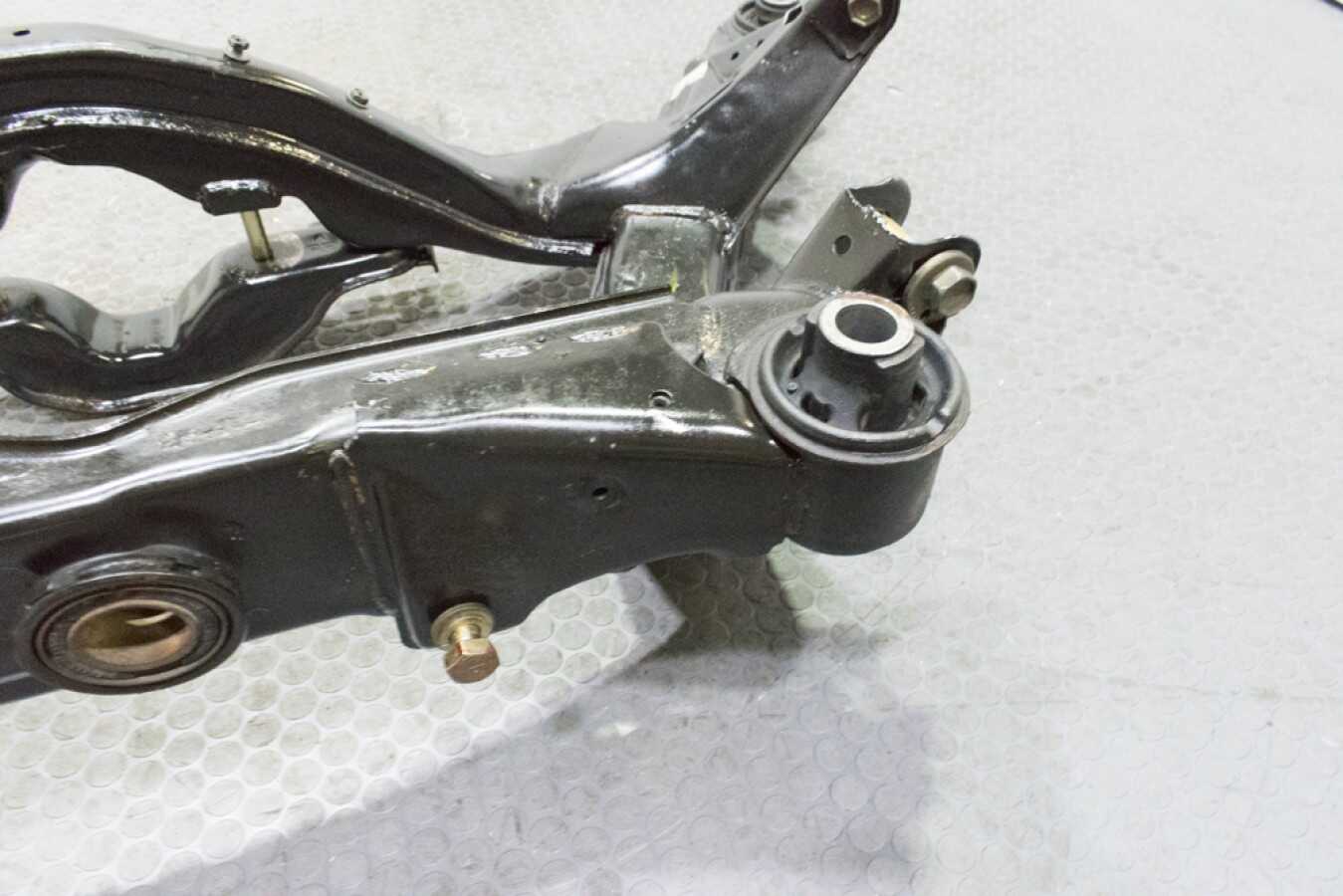 1989-1994 Nissan Skyline GTR R32 Rear Sub Frame for Sale | J-Spec Auto ...