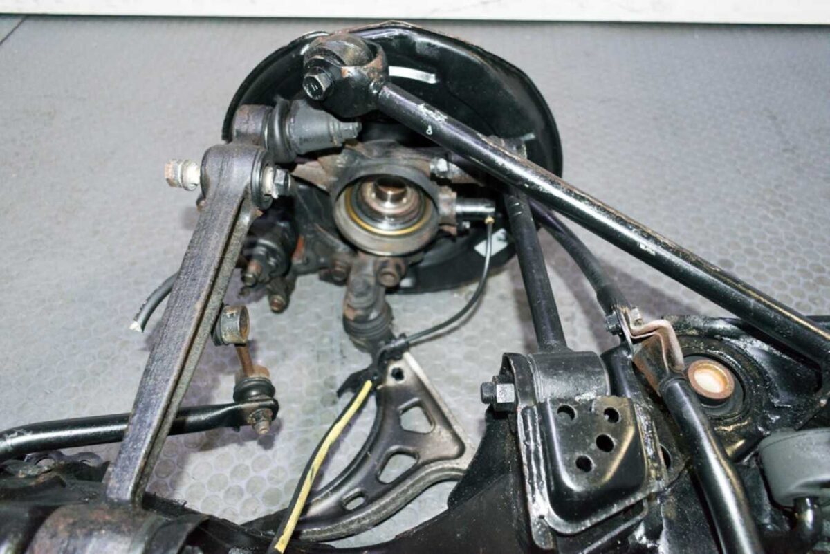 93-98 JDM Toyota Supra JZA80 MK4 Non-Turbo Rear Subframe w/ Arms, Hubs ...