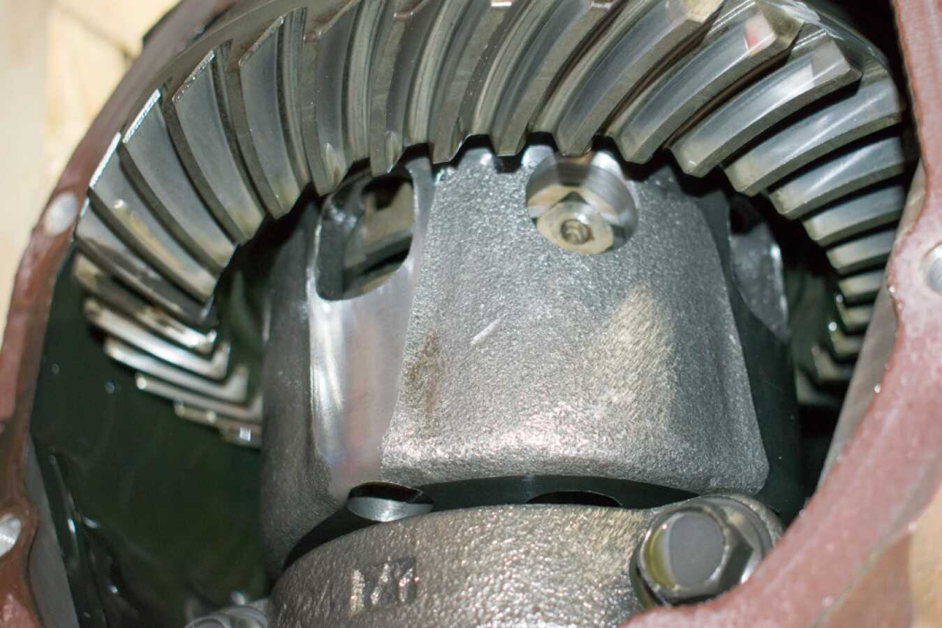 1989-1994 Nissan Skyline GTR R32 BNR32 4.11 OEM Rear Differential | J ...