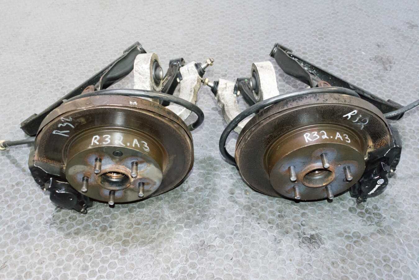 89-94 Nissan Skyline GTR R32 BNR32 V-SPEC OEM Rear Brembo Brakes w ...