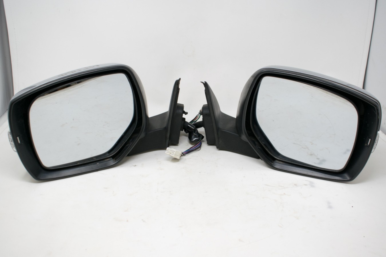 2010-2014 JDM Subaru Outback OEM Mirrors