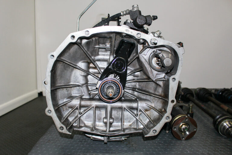 JDM 2006–2014 Subaru WRX 5-Speed TY757VBDAB Transmission + 4.11 Rear ...