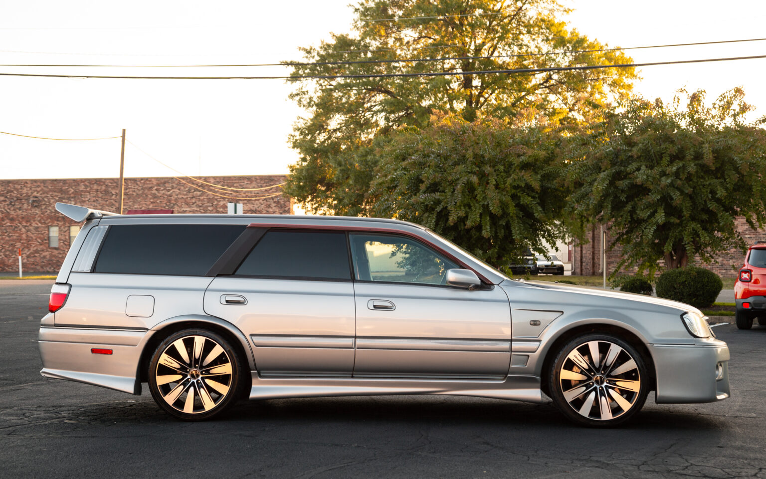 Nissan Stagea RS-Four V with 5MT RWD Transmission.