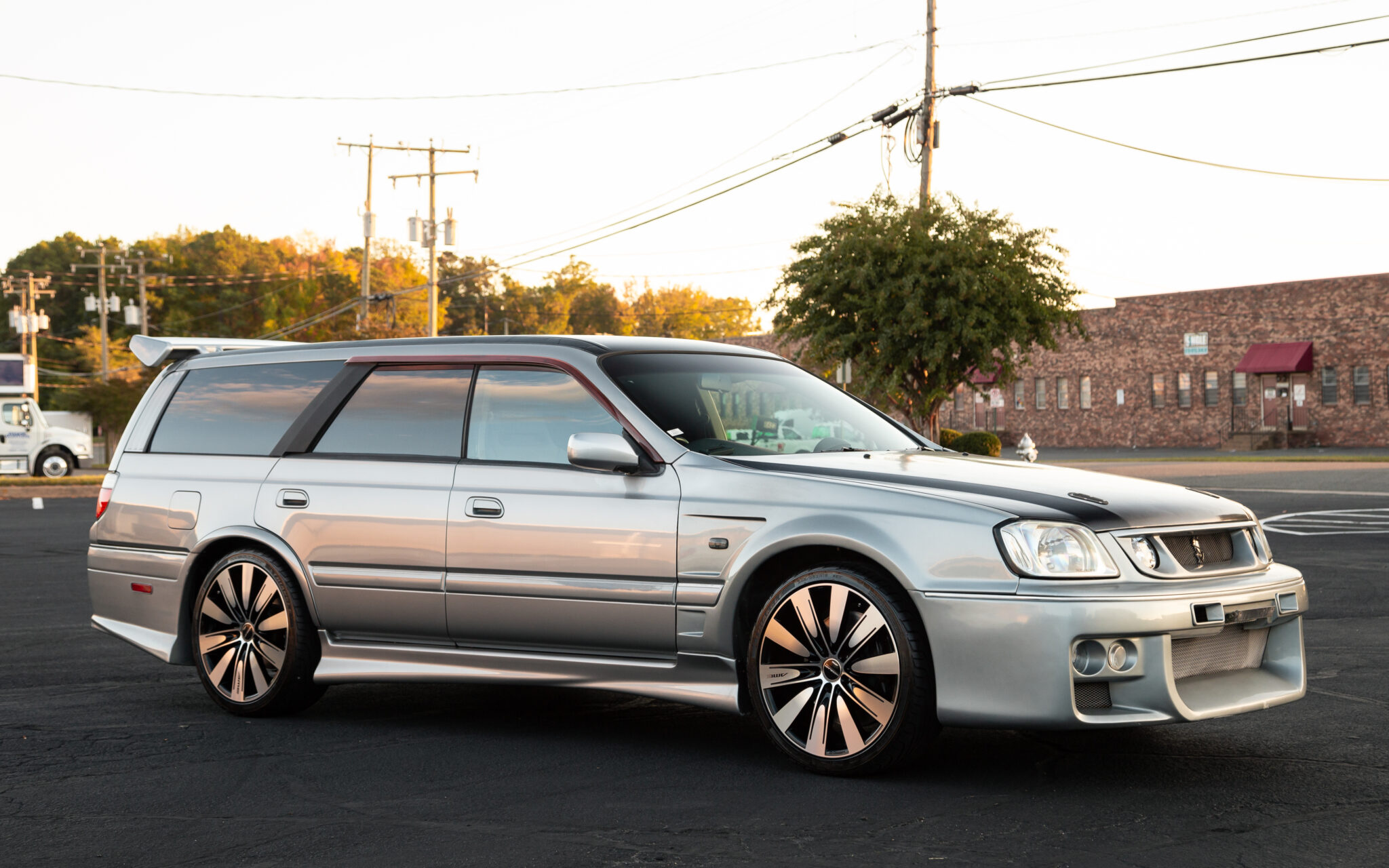 Nissan Stagea RS-Four V with 5MT RWD Transmission.