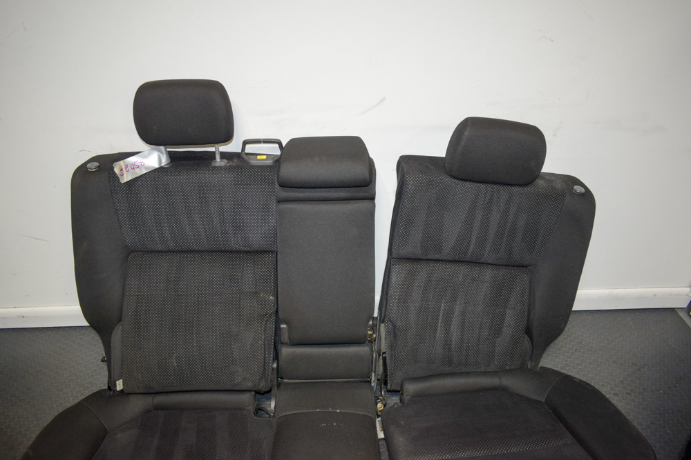 Subaru Forester SG9 STI Black Front and Rear seats.