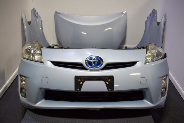 2010-2015 Toyota Prius Front End Headlights, Bumper, Fenders.