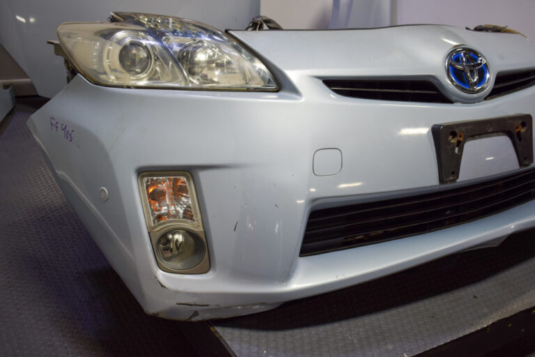 2010-2015 Toyota Prius Front End Headlights, Bumper, Fenders.