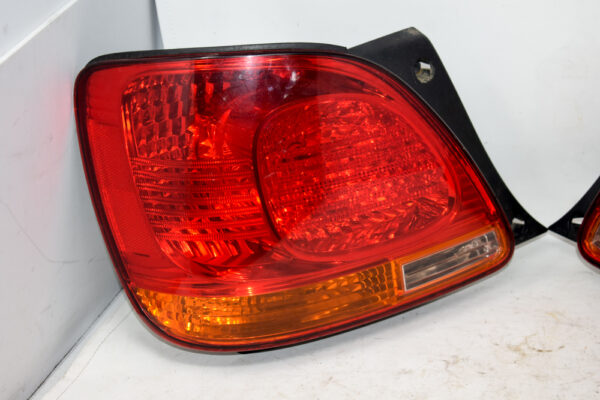 Super Clean JDM 1998-2005 Toyota Aristo and Lexus GS300 OEM Tail Lights ...