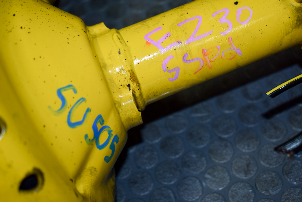 2004-2007 Subaru Legacy GT 5MT or 6MT Wagon Bilstein Struts with ...