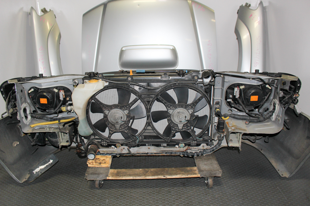 Forester XT SG5 Front End For Sale.