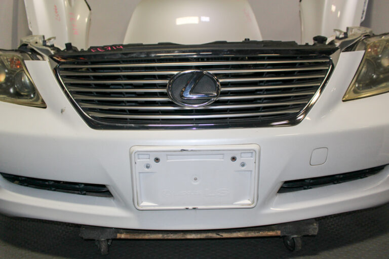 2007-2009 Lexus LS460 Front Bumper, HID Headlights, Fenders, Grill ...