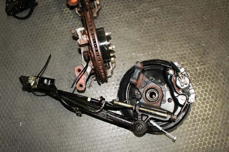 02-07 Subaru Impreza WRX 4pot 2pot Brake Calipers