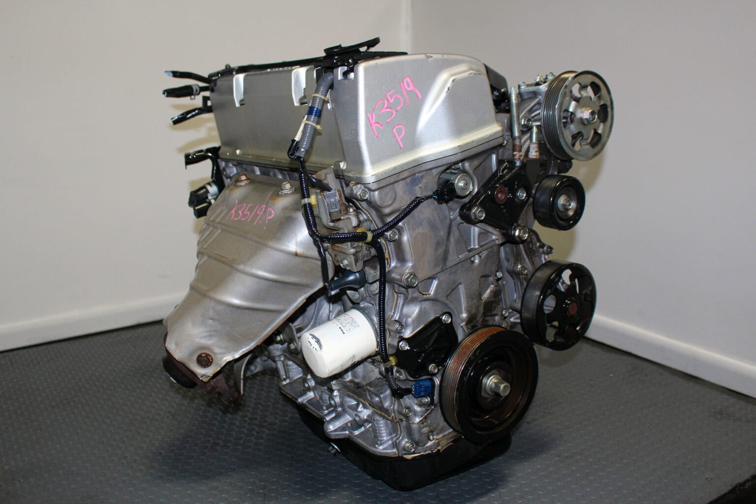 Honda K20A3 Replacement Engine for 2002-2006 Civic.
