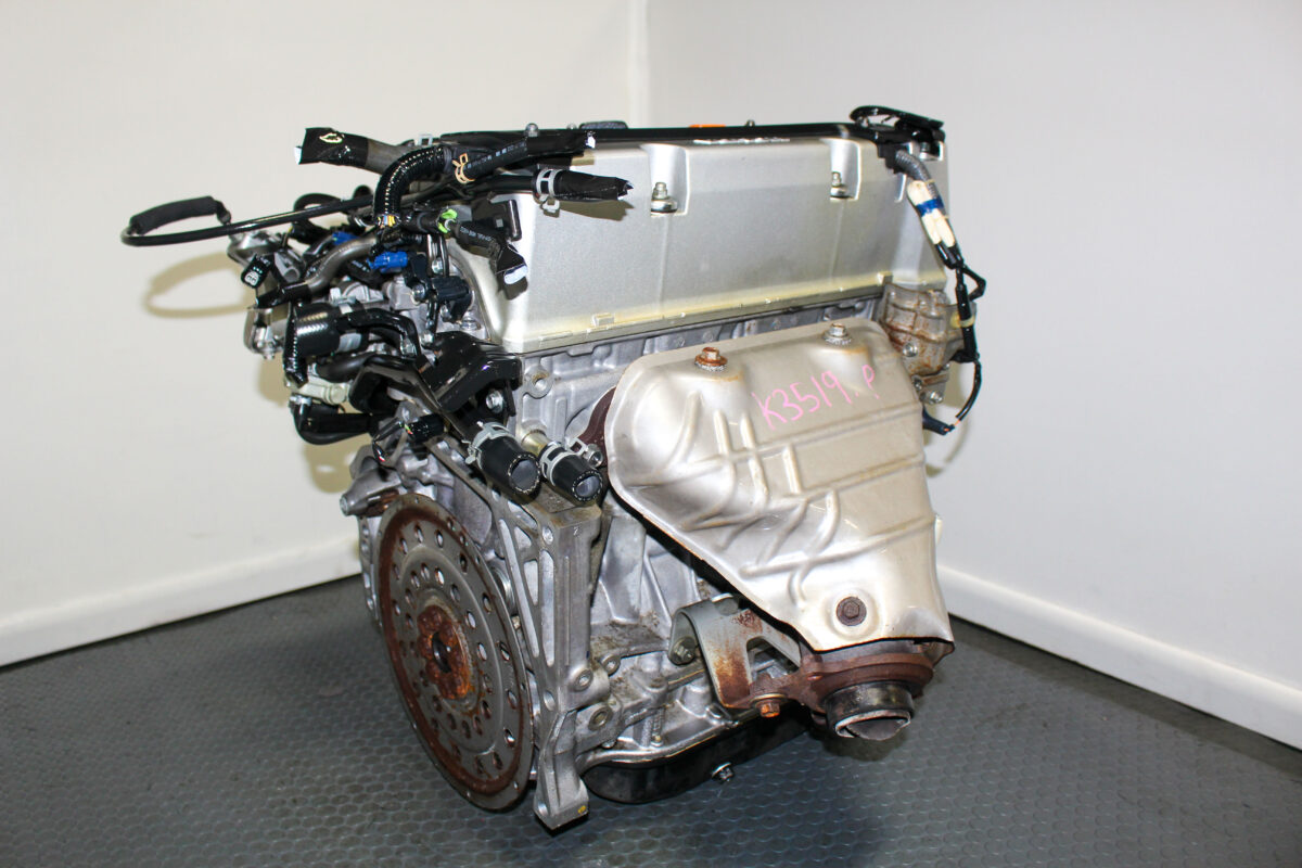 Honda K20A3 Replacement Engine for 2002-2006 Civic.