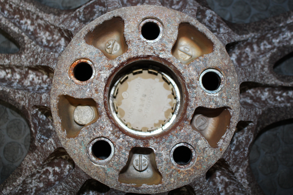 JDM Gold Enkei 17 Inch 5x100 Wheels for Subaru WRX STI – Brembo Fit